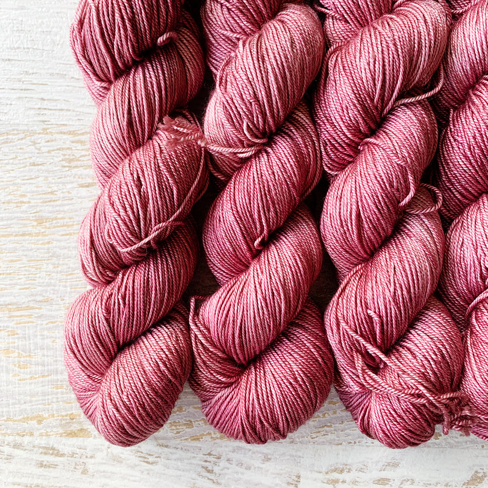 Skein Artisan Hand-Dyed Yarn and Fibre