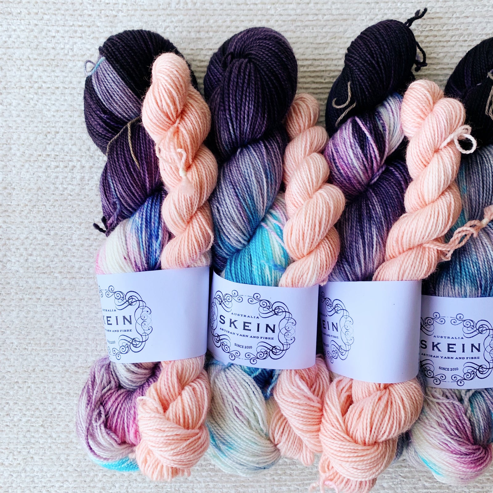 Skein Artisan Hand-Dyed Yarn and Fibre