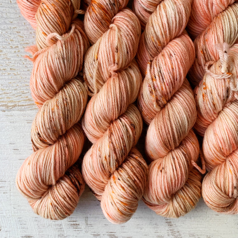 Skein Artisan Hand-Dyed Yarn and Fibre